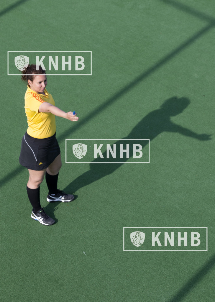 GEBAREN-ILLUSTRATIE-SCHEIDSRECHTER